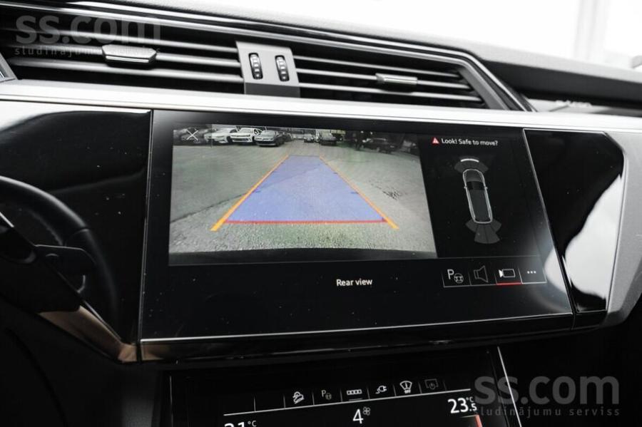 Zils Audi E-Tron 2022 Rīga, ar dzinēja tilpumu 0.00 L un nobraukumu 106 tūkst. km par 28950 €, foto 22 vietnē AUTOMOTO.COM.LV