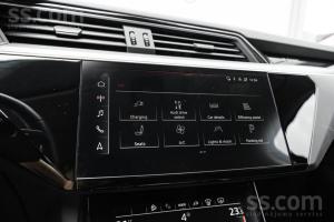Zils Audi E-Tron 2022 Rīga, ar dzinēja tilpumu 0.00 L un nobraukumu 106 tūkst. km par 28950 €, foto 25 vietnē AUTOMOTO.COM.LV