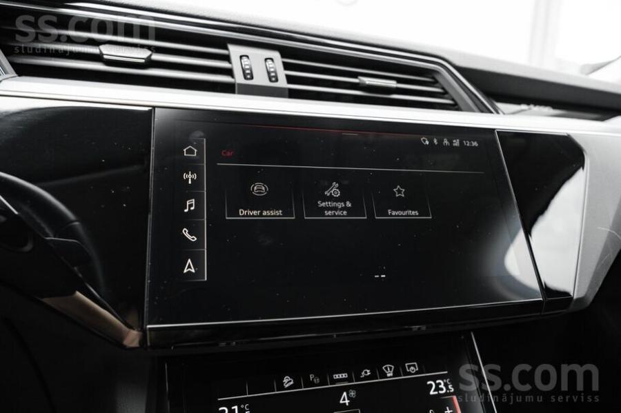 Zils Audi E-Tron 2022 Rīga, ar dzinēja tilpumu 0.00 L un nobraukumu 106 tūkst. km par 28950 €, foto 28 vietnē AUTOMOTO.COM.LV