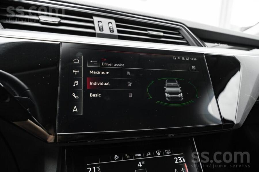 Zils Audi E-Tron 2022 Rīga, ar dzinēja tilpumu 0.00 L un nobraukumu 106 tūkst. km par 28950 €, foto 29 vietnē AUTOMOTO.COM.LV