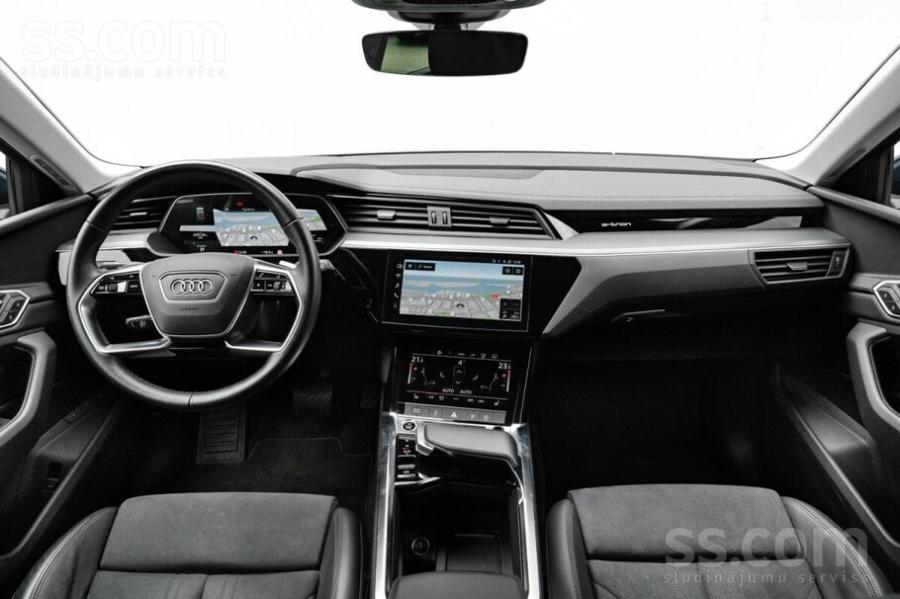 Zils Audi E-Tron 2022 Rīga, ar dzinēja tilpumu 0.00 L un nobraukumu 106 tūkst. km par 28950 €, foto 36 vietnē AUTOMOTO.COM.LV
