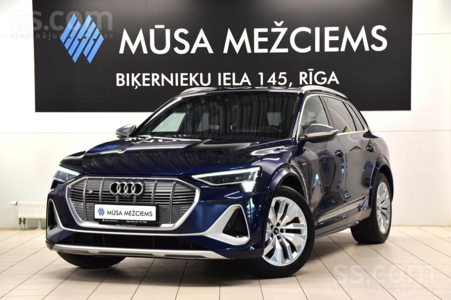 Синий Ауди E-Tron 2022 в Рига, объемом двигателя 0.00 л и пробегом 93 тыс. км за 37990 €, фото 1 на AUTOMOTO.COM.LV