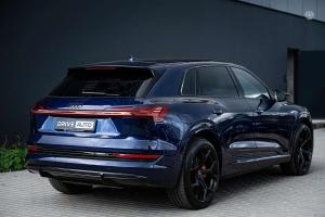Zils Audi E-Tron 2022 Viļņa, ar dzinēja tilpumu 0.00 L un nobraukumu 60 tūkst. km par 33900 €, foto 7 vietnē AUTOMOTO.COM.LV