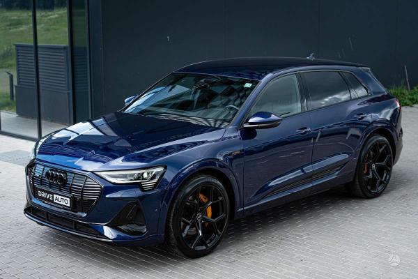 Синий Ауди E-Tron 2022 в Вильнюс, объемом двигателя 0.00 л и пробегом 60 тыс. км за 33900 €, фото 9 на AUTOMOTO.COM.LV
