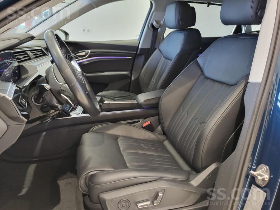 Zils Audi E-Tron 2022 Rīga, ar dzinēja tilpumu 0.00 L un nobraukumu 99 tūkst. km par 33990 €, foto 9 vietnē AUTOMOTO.COM.LV