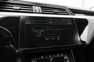 Blue Audi E-Tron 2022 in Riga, with an engine capacity of 0.00 L and mileage of 106 thousand km for 28950 €, photo 23 on AUTOMOTO.COM.LV