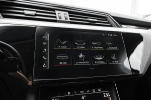 Blue Audi E-Tron 2022 in Riga, with an engine capacity of 0.00 L and mileage of 106 thousand km for 28950 €, photo 24 on AUTOMOTO.COM.LV