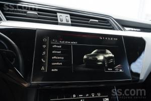 Zils Audi E-Tron 2022 Rīga, ar dzinēja tilpumu 0.00 L un nobraukumu 77 tūkst. km par 36500 €, foto 30 vietnē AUTOMOTO.COM.LV