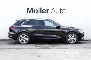 Zils Audi E-Tron 2022 Rīga, ar dzinēja tilpumu 0.00 L un nobraukumu 77 tūkst. km par 36500 €, foto 6 vietnē AUTOMOTO.COM.LV