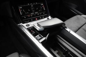 Zils Audi E-Tron 2022 Rīga, ar dzinēja tilpumu 0.00 L un nobraukumu 77 tūkst. km par 36500 €, foto 22 vietnē AUTOMOTO.COM.LV