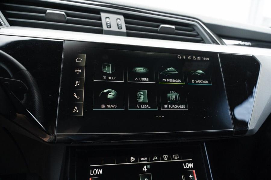 Zils Audi E-Tron 2022 Rīga, ar dzinēja tilpumu 0.00 L un nobraukumu 77 tūkst. km par 36500 €, foto 33 vietnē AUTOMOTO.COM.LV