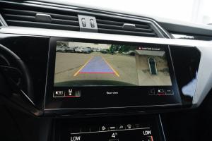 Zils Audi E-Tron 2022 Rīga, ar dzinēja tilpumu 0.00 L un nobraukumu 77 tūkst. km par 36500 €, foto 34 vietnē AUTOMOTO.COM.LV
