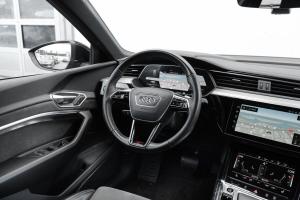 Zils Audi E-Tron 2022 Rīga, ar dzinēja tilpumu 0.00 L un nobraukumu 77 tūkst. km par 36500 €, foto 36 vietnē AUTOMOTO.COM.LV