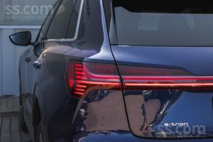 Синий Ауди E-Tron 2022 в Вентспилс, объемом двигателя 0.00 л и пробегом 47 тыс. км за 37900 €, фото 14 на AUTOMOTO.COM.LV