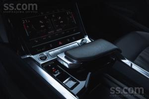 Синий Ауди E-Tron 2022 в Вентспилс, объемом двигателя 0.00 л и пробегом 47 тыс. км за 37900 €, фото 33 на AUTOMOTO.COM.LV