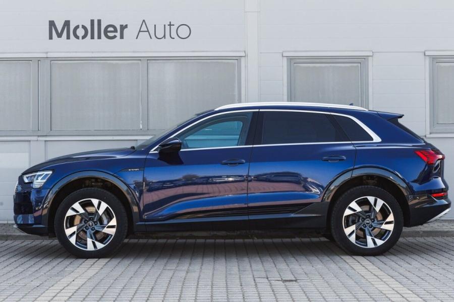 Синий Ауди E-Tron 2022 в Вентспилс, объемом двигателя 0.00 л и пробегом 47 тыс. км за 37900 €, фото 3 на AUTOMOTO.COM.LV