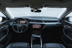 Синий Ауди E-Tron 2022 в Вентспилс, объемом двигателя 0.00 л и пробегом 47 тыс. км за 37900 €, фото 18 на AUTOMOTO.COM.LV