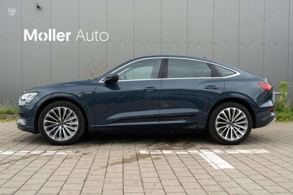 Zils Audi E-Tron 2022 Viļņa, ar dzinēja tilpumu 0.00 L un nobraukumu 52 tūkst. km par 41950 €, foto 3 vietnē AUTOMOTO.COM.LV