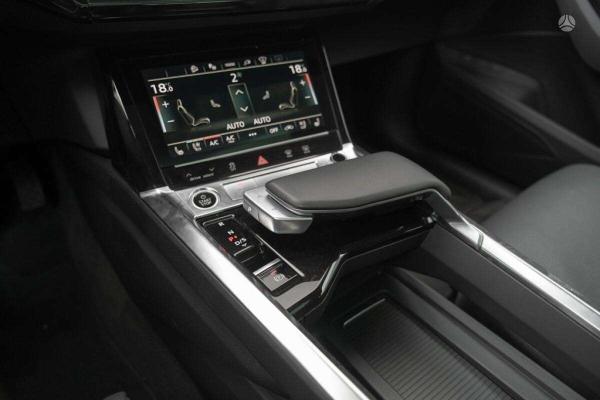 Zils Audi E-Tron 2022 Viļņa, ar dzinēja tilpumu 0.00 L un nobraukumu 52 tūkst. km par 41950 €, foto 8 vietnē AUTOMOTO.COM.LV