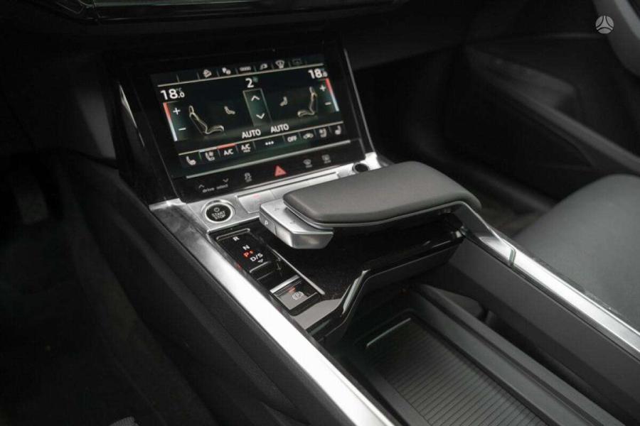 Zils Audi E-Tron 2022 Viļņa, ar dzinēja tilpumu 0.00 L un nobraukumu 52 tūkst. km par 41950 €, foto 9 vietnē AUTOMOTO.COM.LV