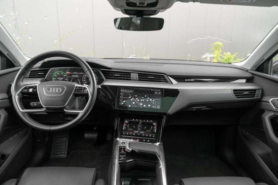 Zils Audi E-Tron 2022 Viļņa, ar dzinēja tilpumu 0.00 L un nobraukumu 52 tūkst. km par 41950 €, foto 15 vietnē AUTOMOTO.COM.LV