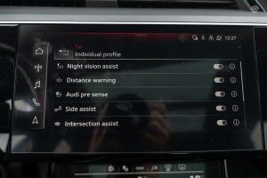 Zils Audi E-Tron 2022 Viļņa, ar dzinēja tilpumu 0.00 L un nobraukumu 52 tūkst. km par 41950 €, foto 26 vietnē AUTOMOTO.COM.LV