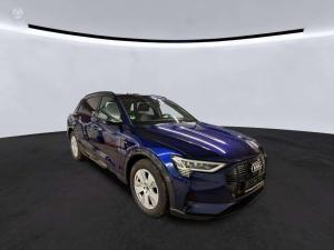 Zils Audi E-Tron 2022 Viļņa, ar dzinēja tilpumu 0.00 L un nobraukumu 20 tūkst. km par 36300 €, foto 4 vietnē AUTOMOTO.COM.LV