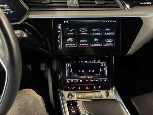 Zils Audi E-Tron 2022 Viļņa, ar dzinēja tilpumu 0.00 L un nobraukumu 20 tūkst. km par 36300 €, foto 8 vietnē AUTOMOTO.COM.LV