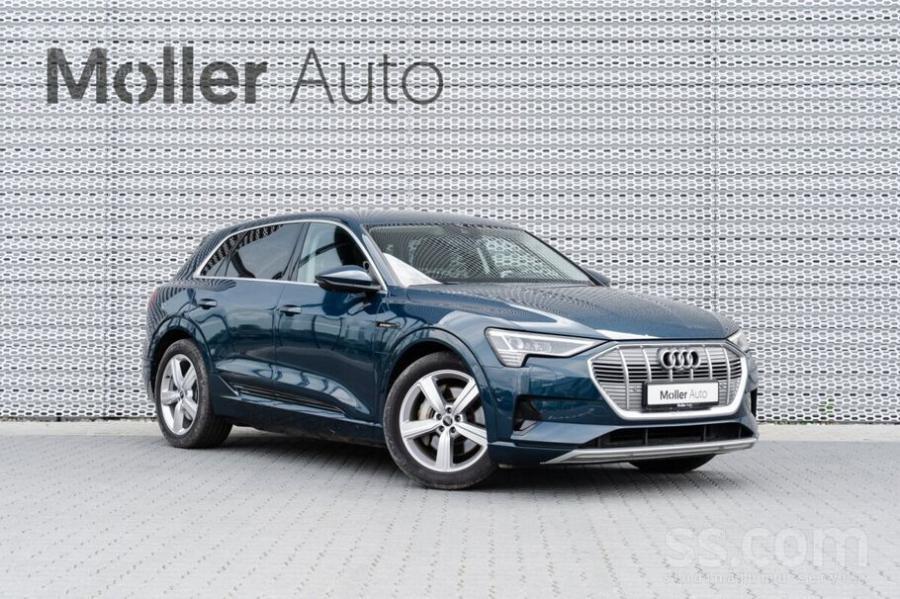 Zils Audi E-Tron 2022 Rīga, ar dzinēja tilpumu 0.00 L un nobraukumu 68 tūkst. km par 32500 €, foto 4 vietnē AUTOMOTO.COM.LV