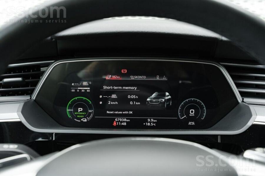 Zils Audi E-Tron 2022 Rīga, ar dzinēja tilpumu 0.00 L un nobraukumu 68 tūkst. km par 32500 €, foto 28 vietnē AUTOMOTO.COM.LV