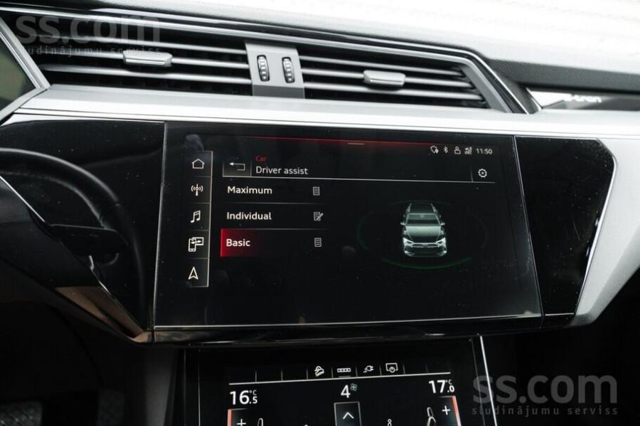 Zils Audi E-Tron 2022 Rīga, ar dzinēja tilpumu 0.00 L un nobraukumu 68 tūkst. km par 32500 €, foto 44 vietnē AUTOMOTO.COM.LV