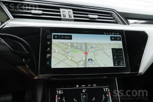 Zils Audi E-Tron 2022 Rīga, ar dzinēja tilpumu 0.00 L un nobraukumu 68 tūkst. km par 32500 €, foto 50 vietnē AUTOMOTO.COM.LV