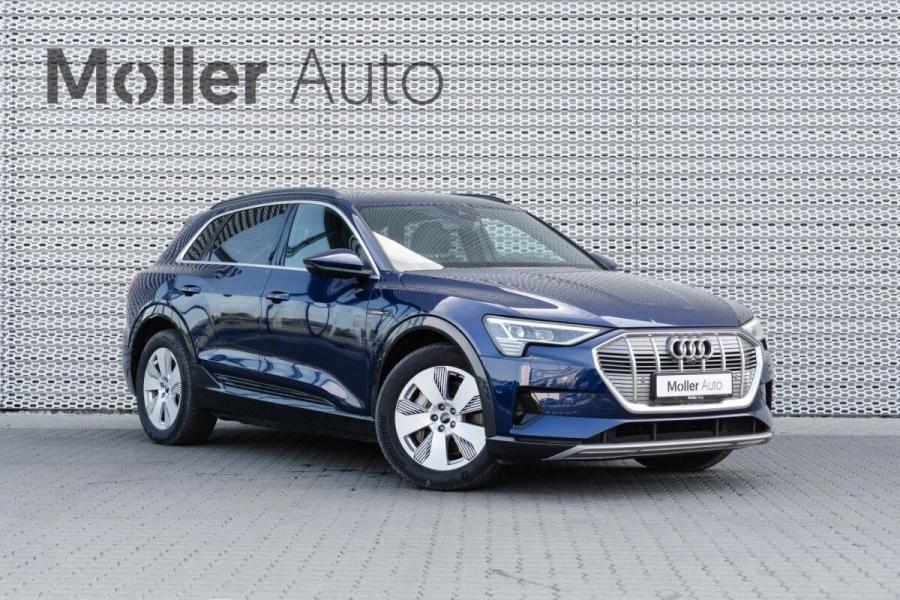 Синий Ауди E-Tron 2022 в Марупе, объемом двигателя 0.00 л и пробегом 52 тыс. км за 41250 €, фото 3 на AUTOMOTO.COM.LV