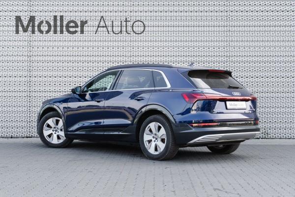 Zils Audi E-Tron 2022 Mārupe, ar dzinēja tilpumu 0.00 L un nobraukumu 52 tūkst. km par 41250 €, foto 3 vietnē AUTOMOTO.COM.LV