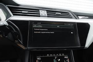Синий Ауди E-Tron 2022 в Марупе, объемом двигателя 0.00 л и пробегом 52 тыс. км за 41250 €, фото 21 на AUTOMOTO.COM.LV