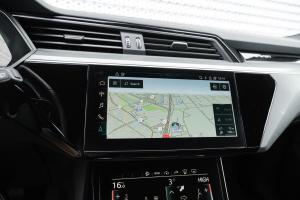 Синий Ауди E-Tron 2022 в Марупе, объемом двигателя 0.00 л и пробегом 52 тыс. км за 41250 €, фото 30 на AUTOMOTO.COM.LV