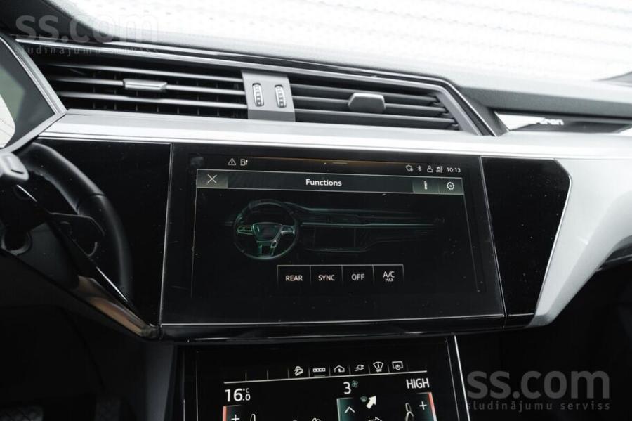 Zils Audi E-Tron 2022 Rīga, ar dzinēja tilpumu 0.00 L un nobraukumu 52 tūkst. km par 41250 €, foto 20 vietnē AUTOMOTO.COM.LV