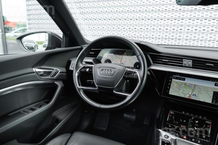 Zils Audi E-Tron 2022 Rīga, ar dzinēja tilpumu 0.00 L un nobraukumu 52 tūkst. km par 41250 €, foto 33 vietnē AUTOMOTO.COM.LV