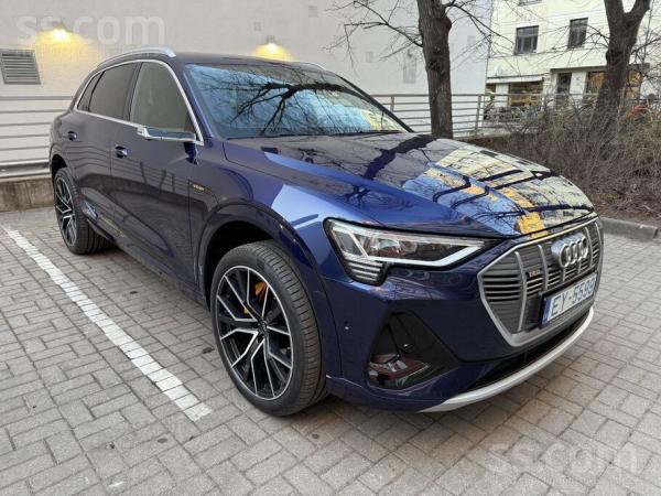 Zils Audi E-Tron 2022 Rīga, ar dzinēja tilpumu 0.00 L un nobraukumu 30 tūkst. km par 41000 €, foto 4 vietnē AUTOMOTO.COM.LV