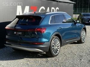 Blue Audi E-Tron 2022 in Riga, with an engine capacity of 0.00 L and mileage of 53 thousand km for 38990 €, photo 4 on AUTOMOTO.COM.LV