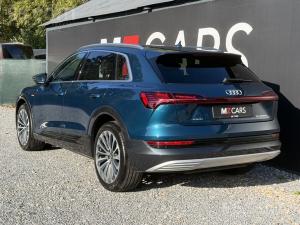 Blue Audi E-Tron 2022 in Riga, with an engine capacity of 0.00 L and mileage of 53 thousand km for 38990 €, photo 5 on AUTOMOTO.COM.LV