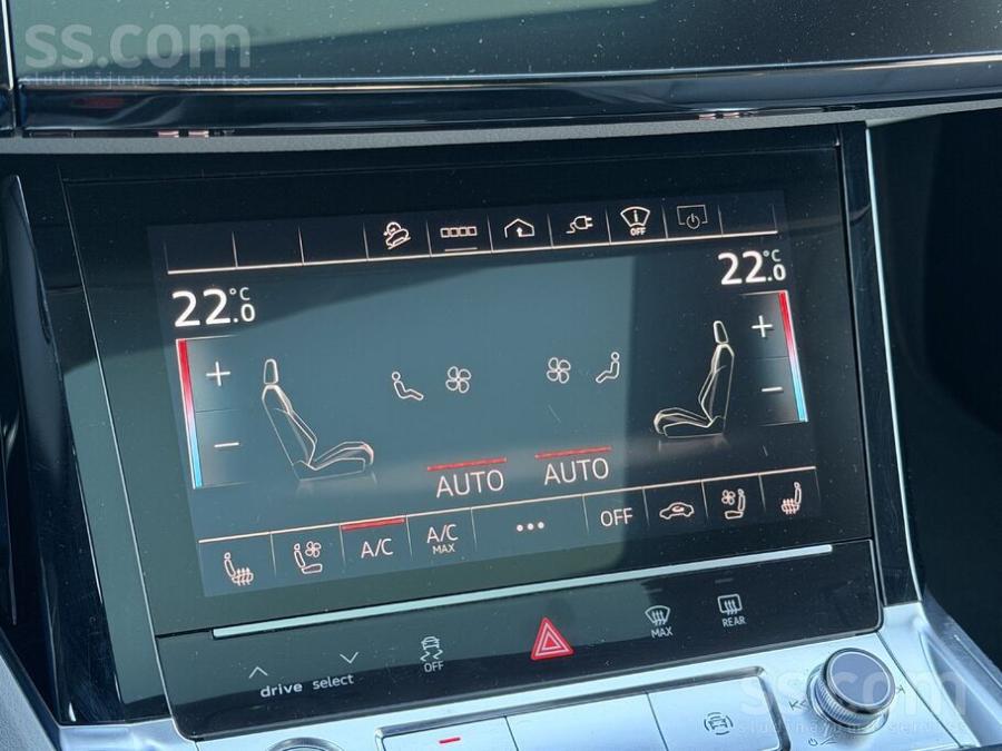 Blue Audi E-Tron 2022 in Riga, with an engine capacity of 0.00 L and mileage of 53 thousand km for 38990 €, photo 14 on AUTOMOTO.COM.LV