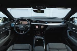 Синий Ауди E-Tron 2022 в Вентспилс, объемом двигателя 0.00 л и пробегом 60 тыс. км за 37500 €, фото 19 на AUTOMOTO.COM.LV