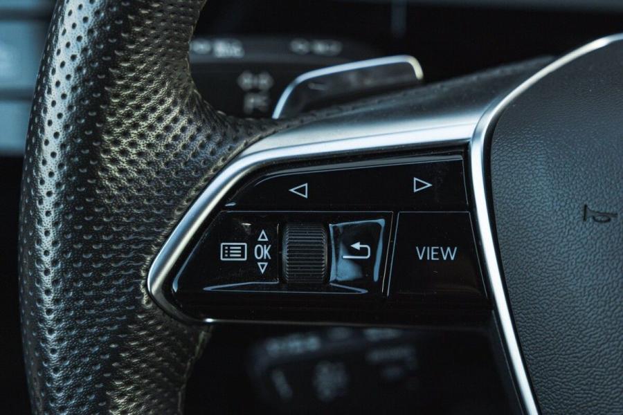 Синий Ауди E-Tron 2022 в Вентспилс, объемом двигателя 0.00 л и пробегом 60 тыс. км за 37500 €, фото 21 на AUTOMOTO.COM.LV