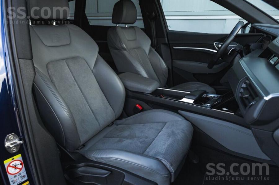 Zils Audi E-Tron 2022 Ventspils, ar dzinēja tilpumu 2.00 L un nobraukumu 60 tūkst. km par 37500 €, foto 18 vietnē AUTOMOTO.COM.LV