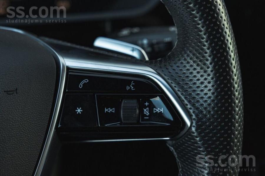 Zils Audi E-Tron 2022 Ventspils, ar dzinēja tilpumu 2.00 L un nobraukumu 60 tūkst. km par 37500 €, foto 23 vietnē AUTOMOTO.COM.LV