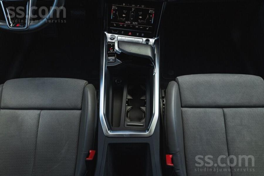 Zils Audi E-Tron 2022 Ventspils, ar dzinēja tilpumu 2.00 L un nobraukumu 60 tūkst. km par 37500 €, foto 30 vietnē AUTOMOTO.COM.LV