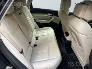 Blue Audi E-Tron 2022 in Riga, with an engine capacity of 0.00 L and mileage of 110 thousand km for 28900 €, photo 15 on AUTOMOTO.COM.LV