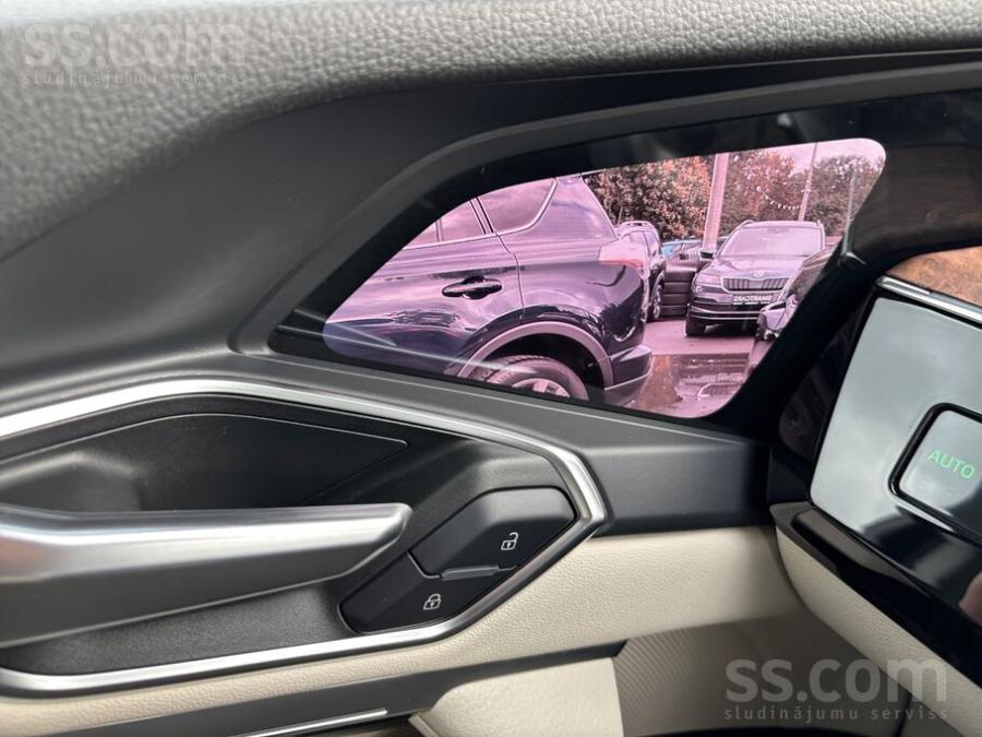 Blue Audi E-Tron 2022 in Riga, with an engine capacity of 0.00 L and mileage of 110 thousand km for 28900 €, photo 26 on AUTOMOTO.COM.LV