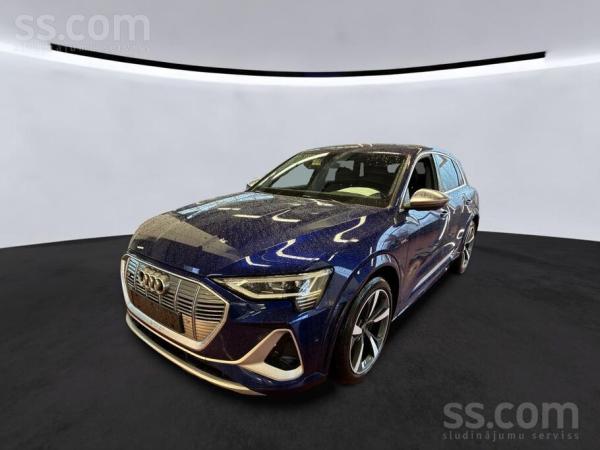 Синий Ауди E-Tron 2023 в Елгава, объемом двигателя 0.00 л и пробегом 77 тыс. км за 41100 €, фото 1 на AUTOMOTO.COM.LV